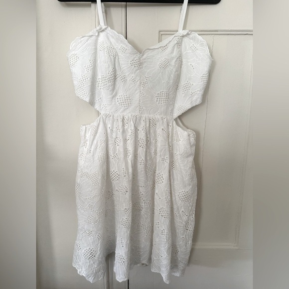 Milly | Tops | Milly Ivory Lace Detail Garment | Poshmark